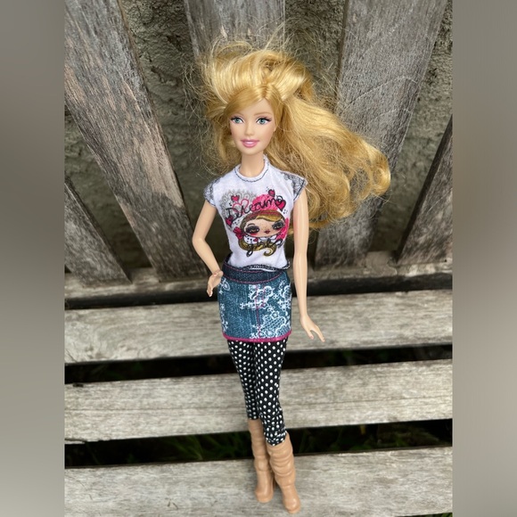 Mattel | Toys | Model Muse Barbie Doll Strawberry Blonde Hair Long Blue ...